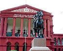Statue row: HC hauls up State for contempt