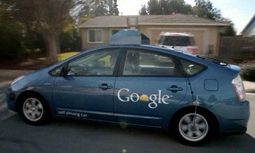 Google to create driverless taxis to carry passengers