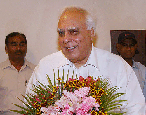 Kapil Sibal's poems part of Bollywood film