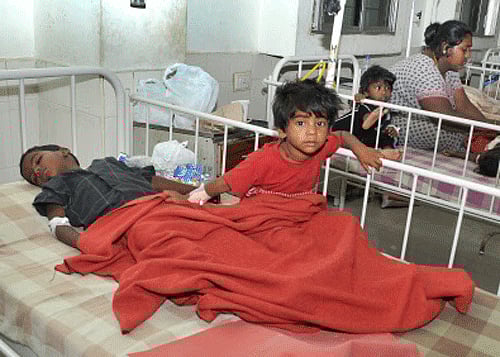 Over 50 children fall sick after eating stale chaat