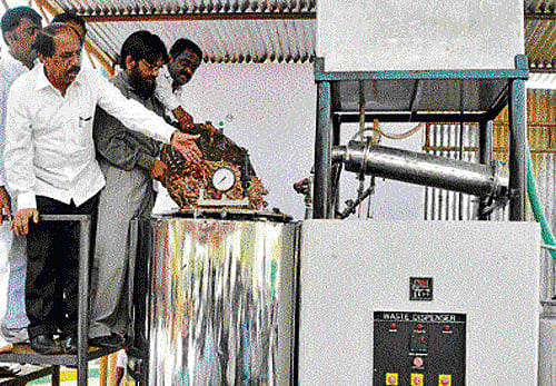 Now, a machine that eats up garbage