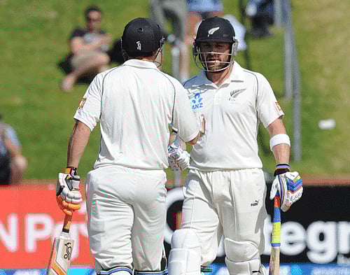 McCullum, Watling break world record for 6th-wicket stand