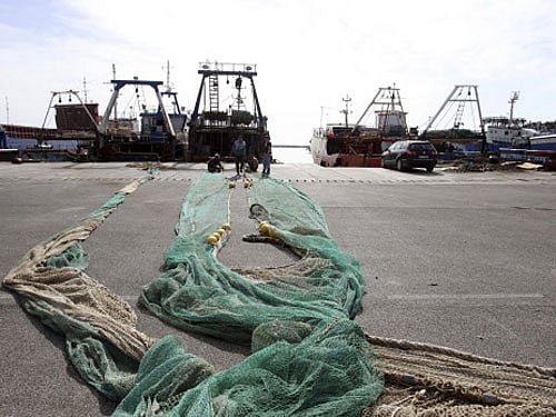 Fishing line and thread used to develop superhuman muscles