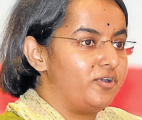 Secretary 'forced' to go on leave