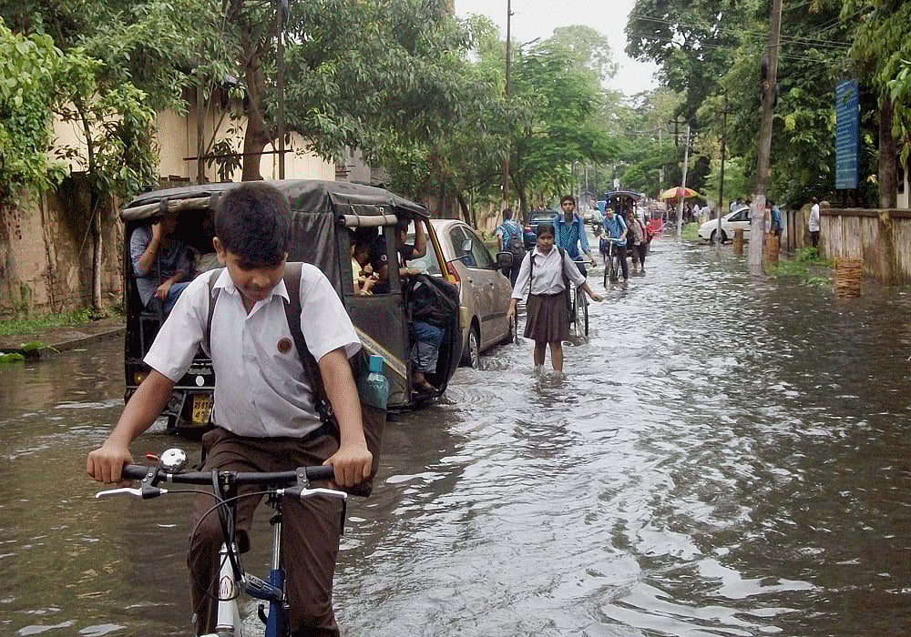 Rainfall intensifies in coastal districts