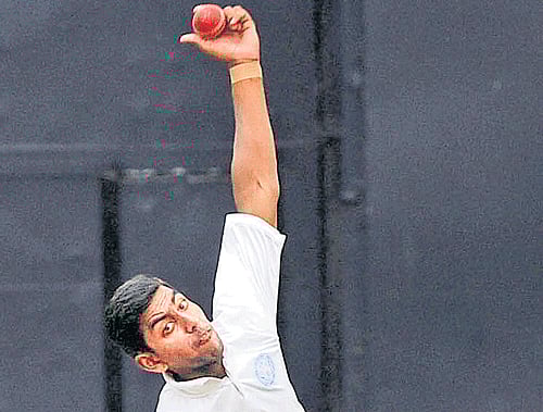 Suchith puts Colts in command