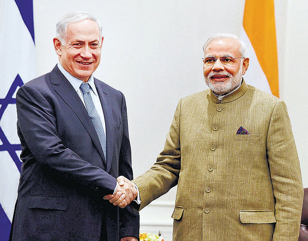Netanyahu meets Modi, calls for boosting ties