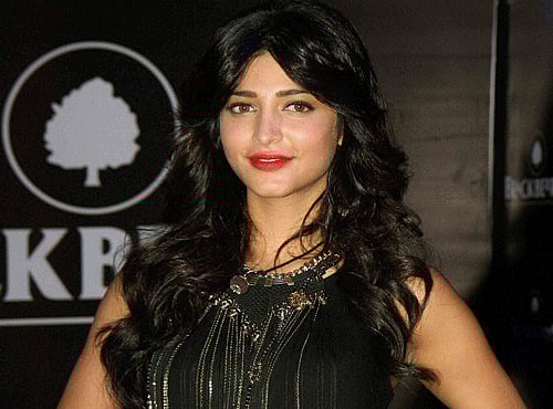 Shruti Haasan set for six releases in 2015