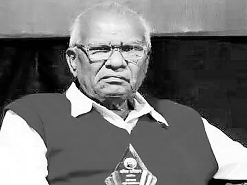 Activist, communist leader Govind Pansare shot at
