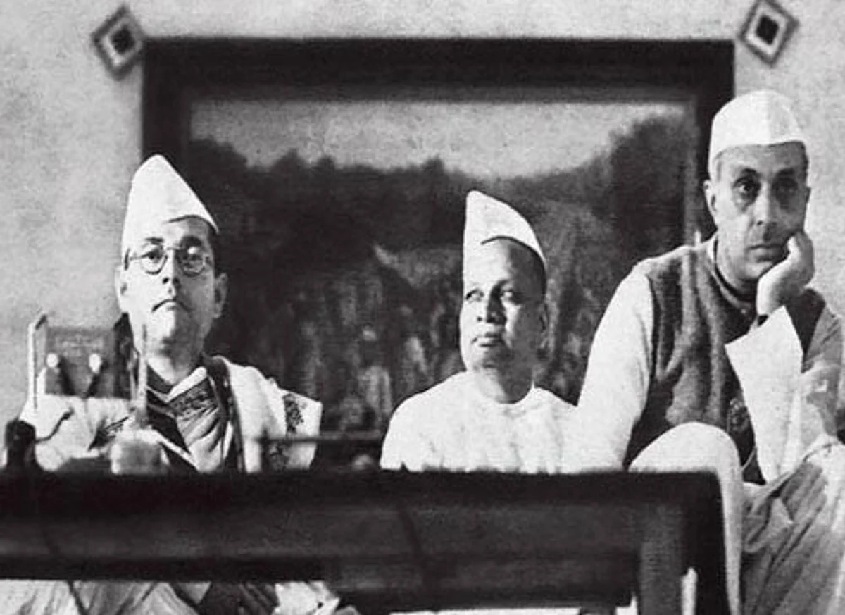 Jawaharlal Nehru spied on Netaji's kins for 20 years Jawaharlal Nehru spied on Netaji's kins for 20 years