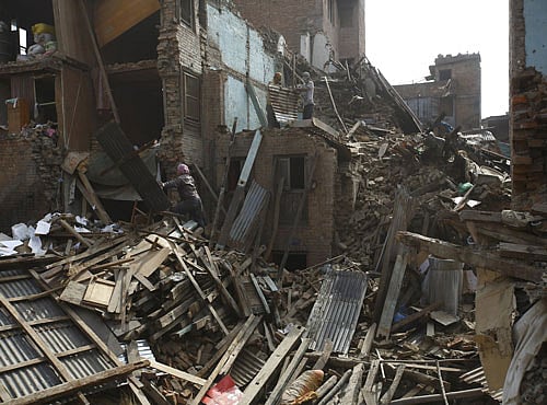 Nepal quake: Woman rescued alive after 128 hours