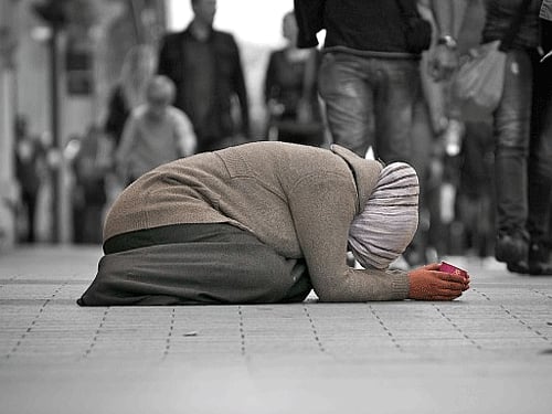 Beggar with Rs 10 crore in bank a/c held for begging in Kuwait