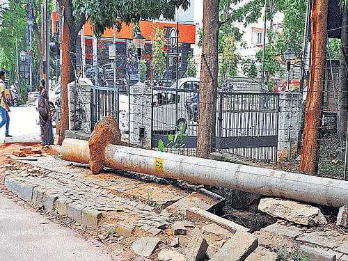 City's footpaths pedestrian in quality