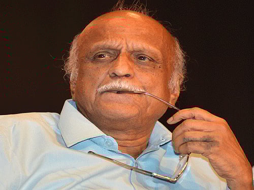 CID team visits writer's house