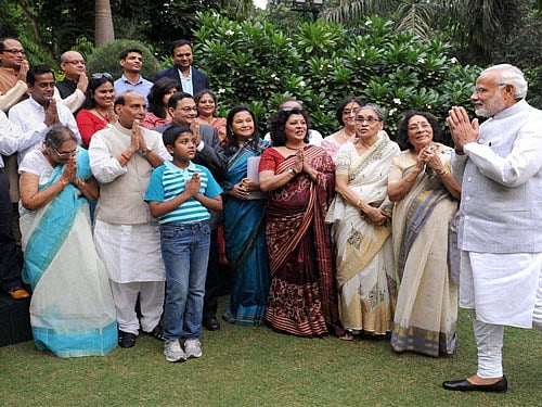 Netaji's family hails PM's decision on declassifying files