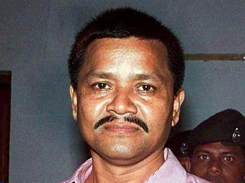 B'desh hands over Ulfa chief to India