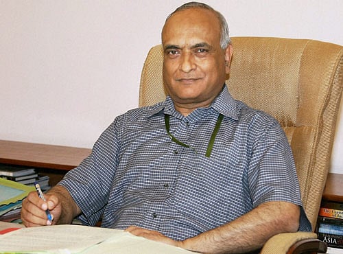 Former Defence Secretary R K Mathur appointed new CIC