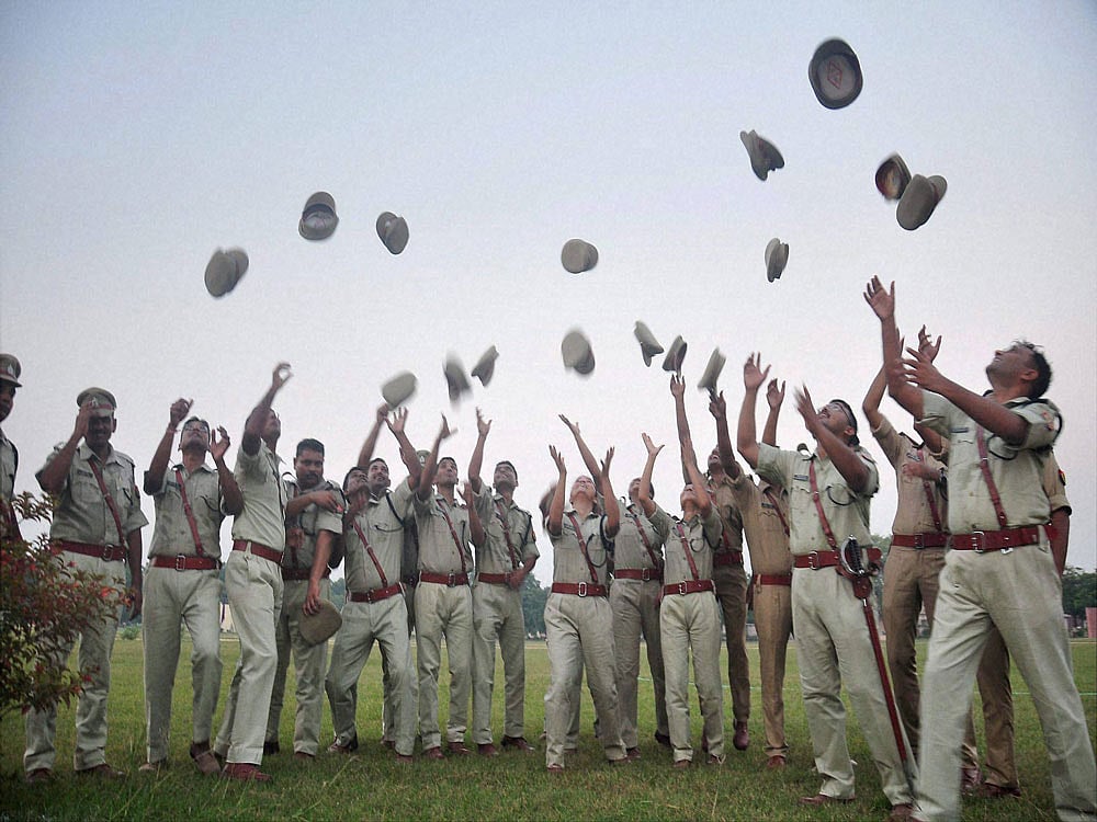 Centre's pat for State's Student Police Cadet scheme