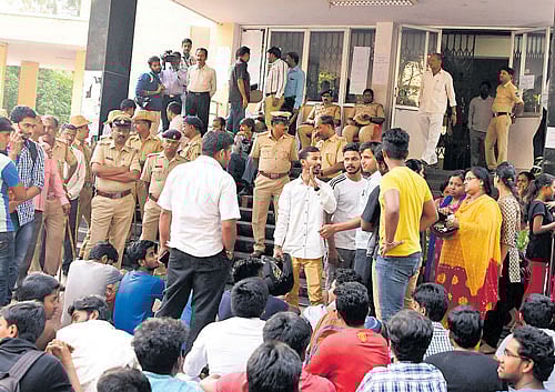 CID to probe PU question paper leak