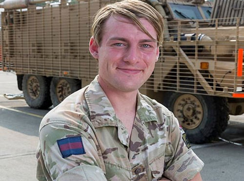 Transgender soldier first woman on UK Army frontline