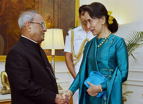 Suu Kyi meets Prez, EAM; talks Myanmar's natl reconciliation