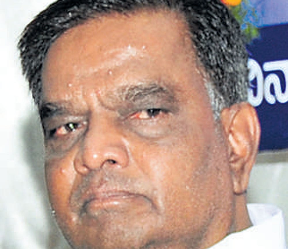Srinivas Prasad to consult supporters before next move