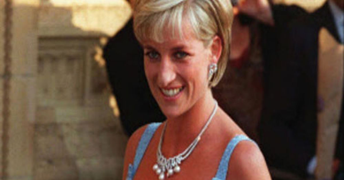 Hand-written Princess Diana letters break estimates at auction Hand-written Princess Diana letters break estimates at auction