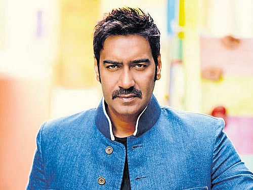 Ajay is a non-interfering actor: Esha Gupta