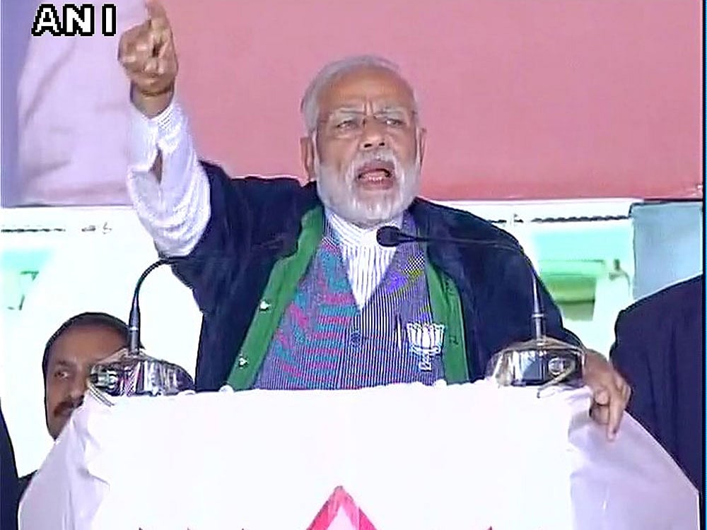 Modi promises to end economic blockade in Manipur