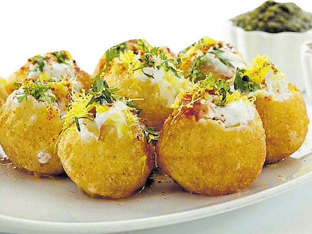 Delights from live counters