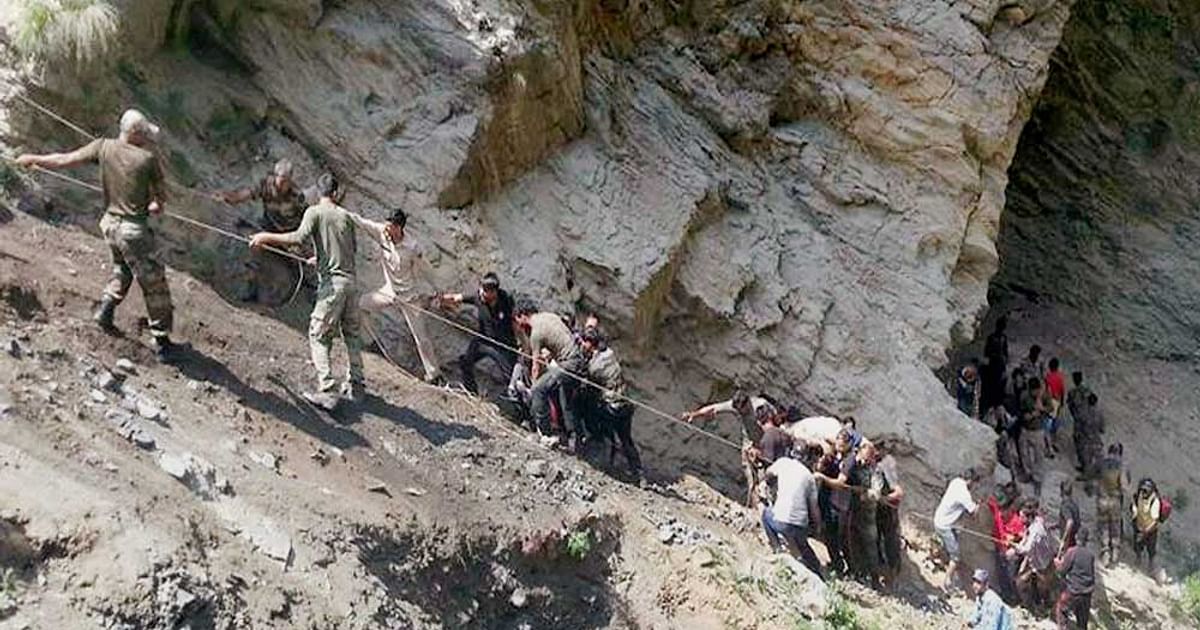 16 Amarnath pilgrims killed as bus falls into gorge on Kashmir highway 16 Amarnath pilgrims killed as bus falls into gorge on Kashmir highway