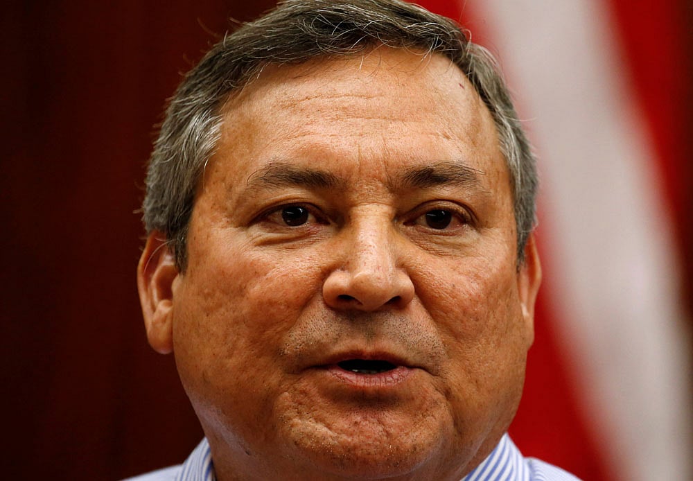 Guam leader backs 'punch on the nose' for Pyongyang