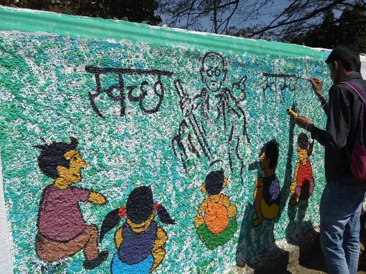 City's budding artists deliver creative message of cleanliness