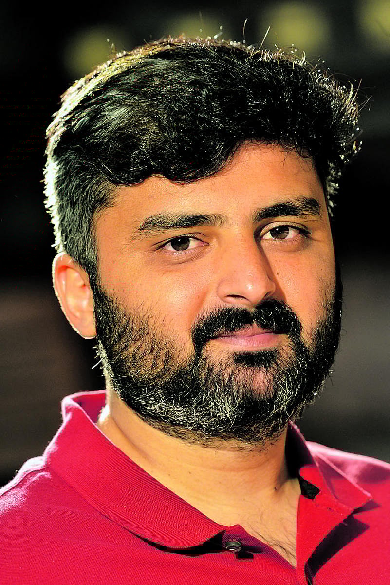 RJ Rashmi files complaint against abusive messages on social media