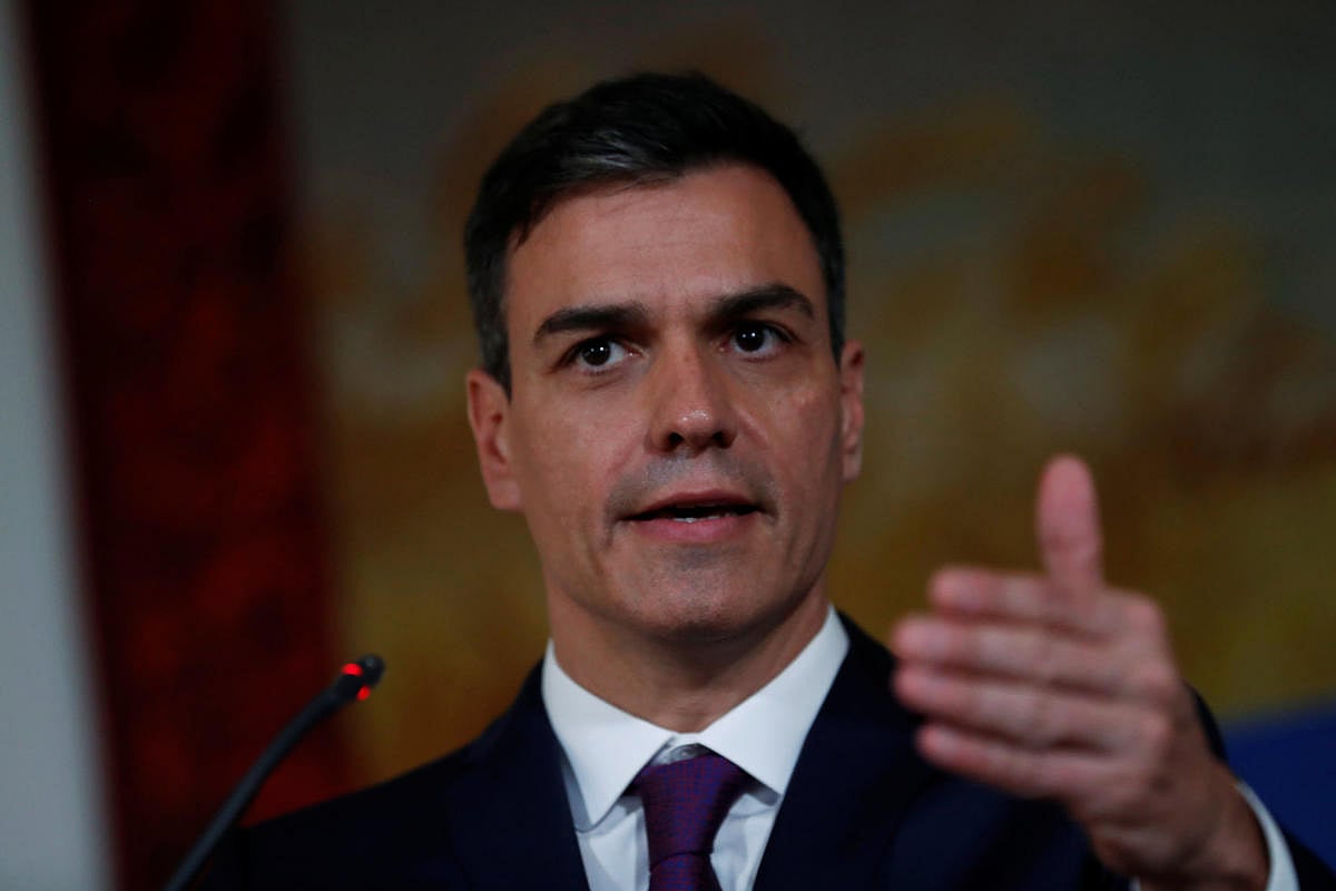 Spanish PM meets Catalan president to defuse tensions
