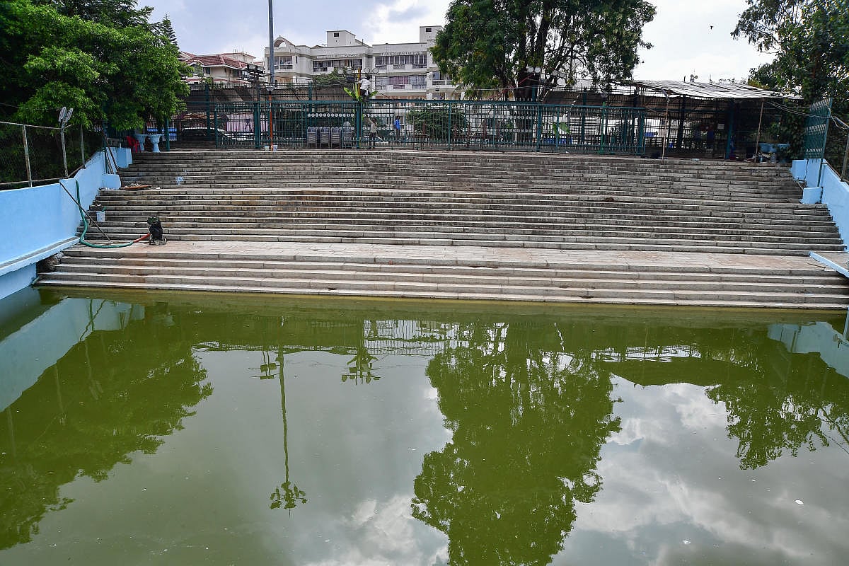 Mayor inspects Halasuru lake ahead of Ganesha Chaturthi