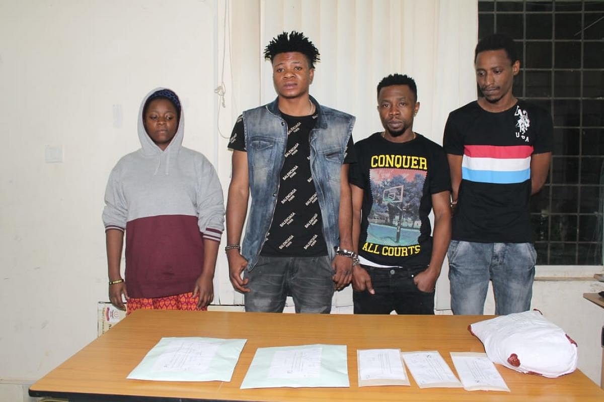 Smugglers use bus route to traffic cocaine, 4 held