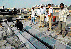 Sirsi Circle flyover repair work triggers traffic jams in Market