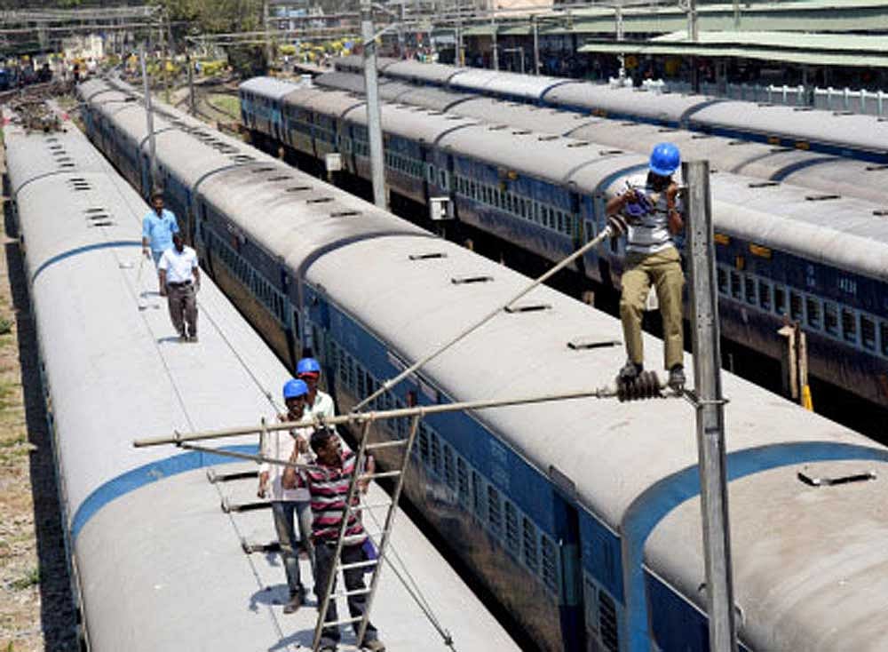 Railways to ease congestion in tracks near stations