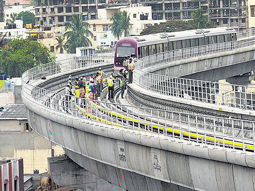 Glitch halts Metro run to Mysuru Road station