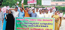 Regularise jobs, demand govt lecturers