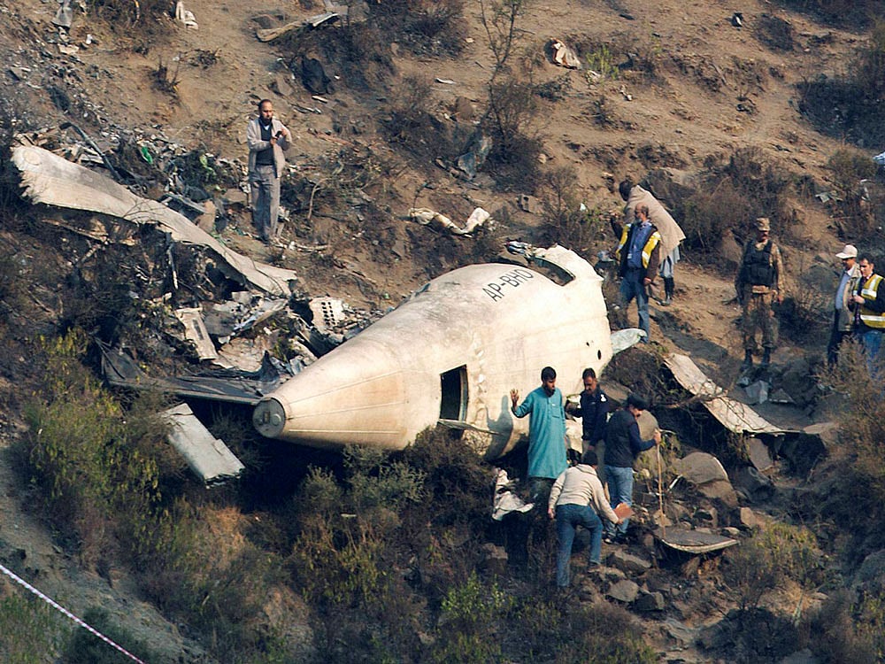 Pakistan grounds French-built ATR planes after fatal crash