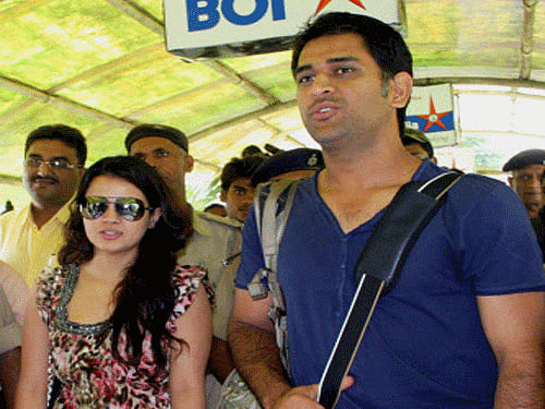 Dhoni becomes father of a baby girl