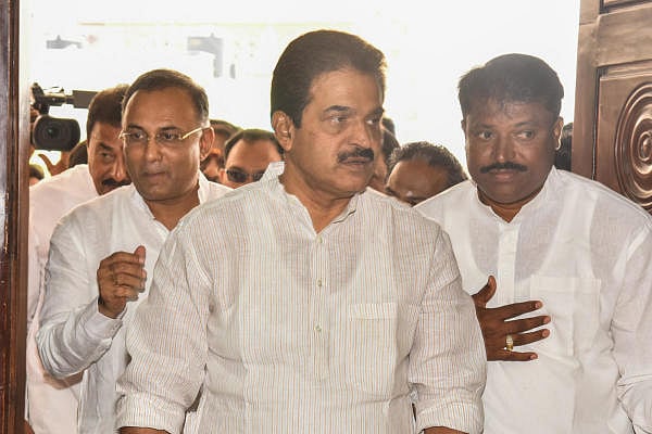 Cong to explore alliance options with JD(S): Venugopal