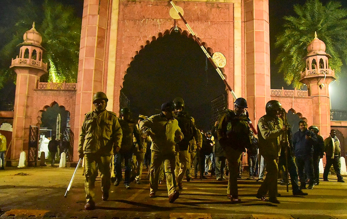 AMU students' panel begins hunger strike over 'police brutality' during ...