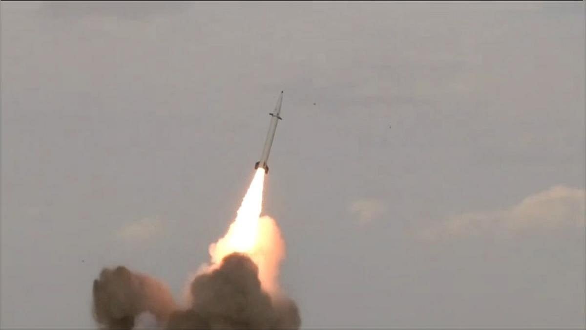 Pakistan successfully tests nuclear-capable air-launched cruise missile ...