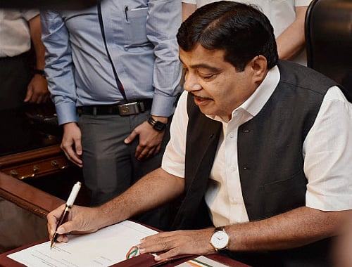 Centre will develop Belekeri port at Rs 4,000-cr: Gadkari