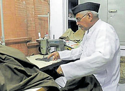 This Rajasthan tailor rolls out 10,000 RSS uniform sets