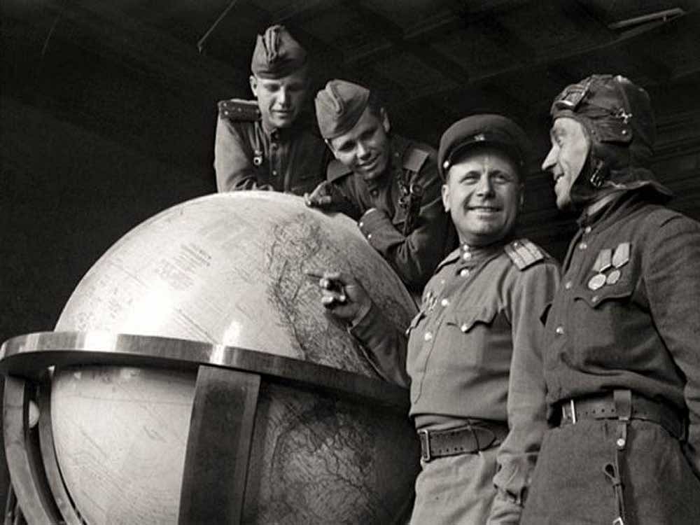 Hitler's globe sold for USD 65,000 at US auction