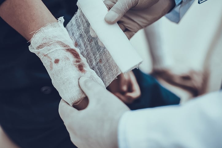 Delhi Police opens up bandage of riot victim four times within one km